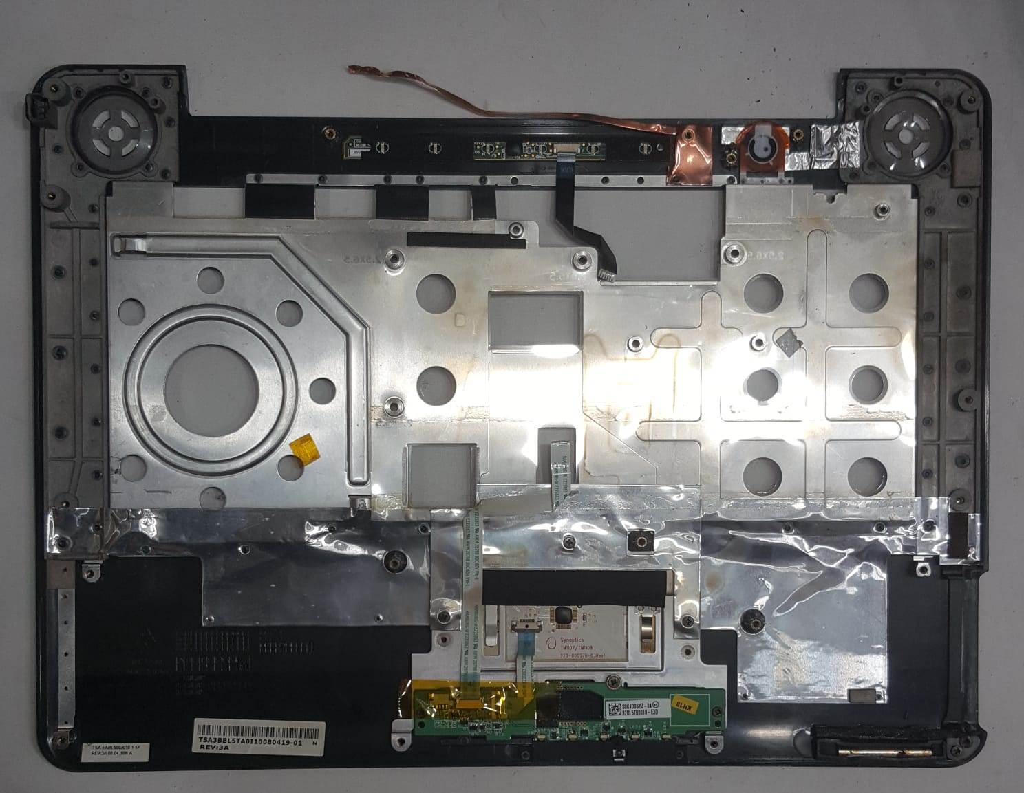 Toshiba Satellite A300 A300D A305D A305 Üst Kasa – TabletDoktoru.net